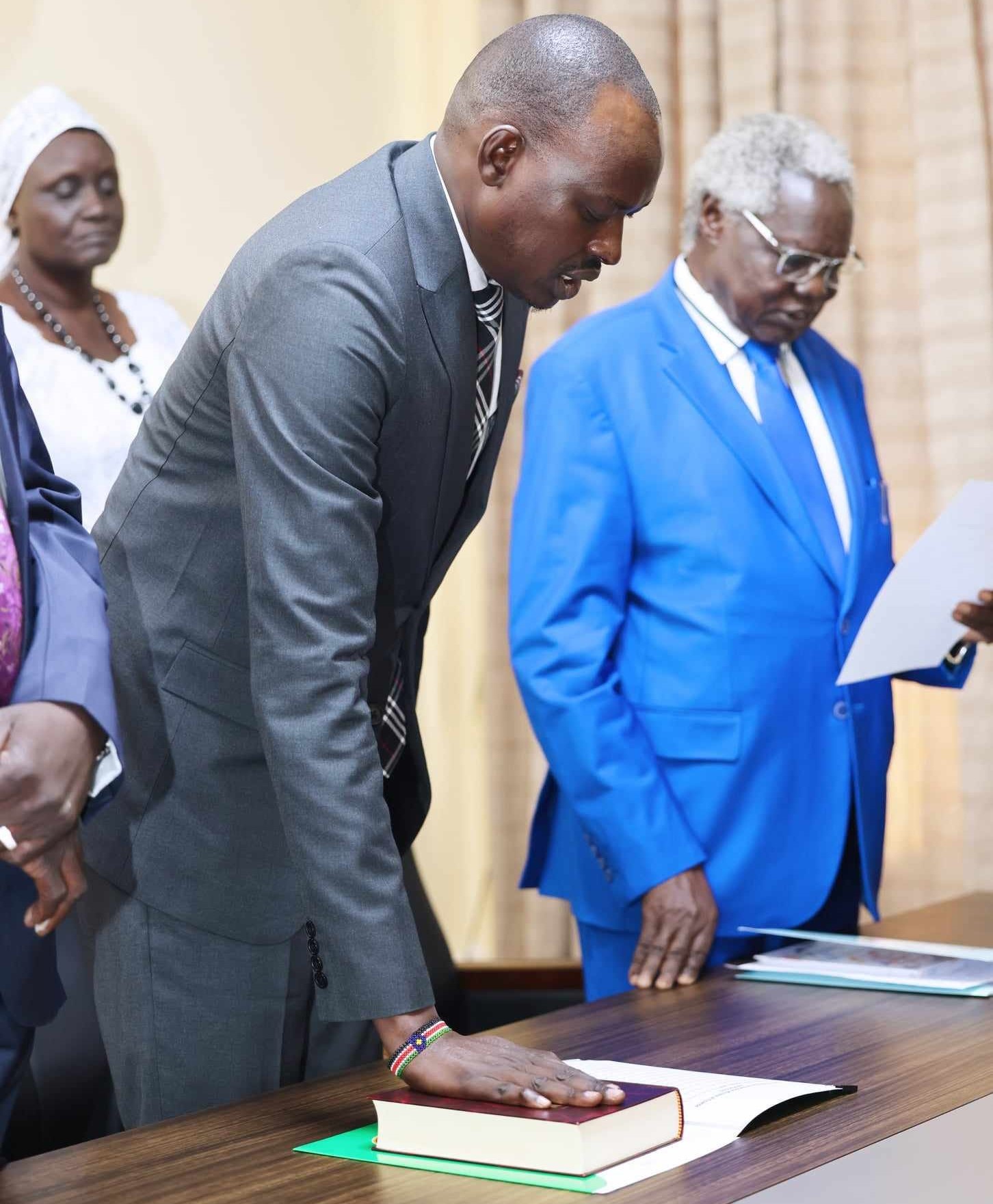 Kiir reveals why he dismisses finance ministers - Radio Tamazuj