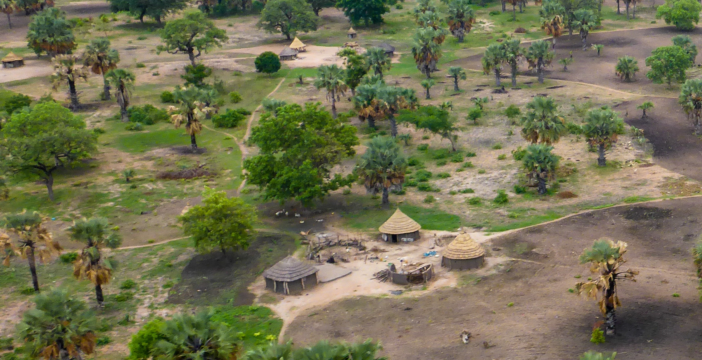 Ex-Western Lakes governor accused of grabbing land in Rumbek - Radio ...