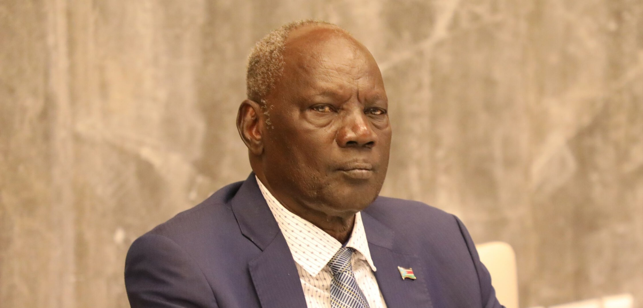 Makuei defends telecom tariff hike, blames currency decline - Radio Tamazuj