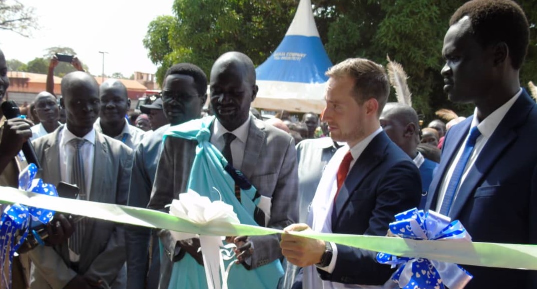 Lakes State and the Dutch unveil Rumbek milk facility - Radio Tamazuj