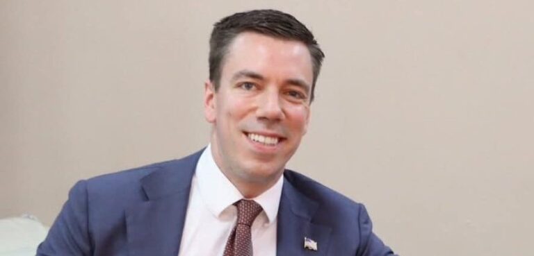 U.S. says trade, not aid, will define future Africa ties - Radio Tamazuj